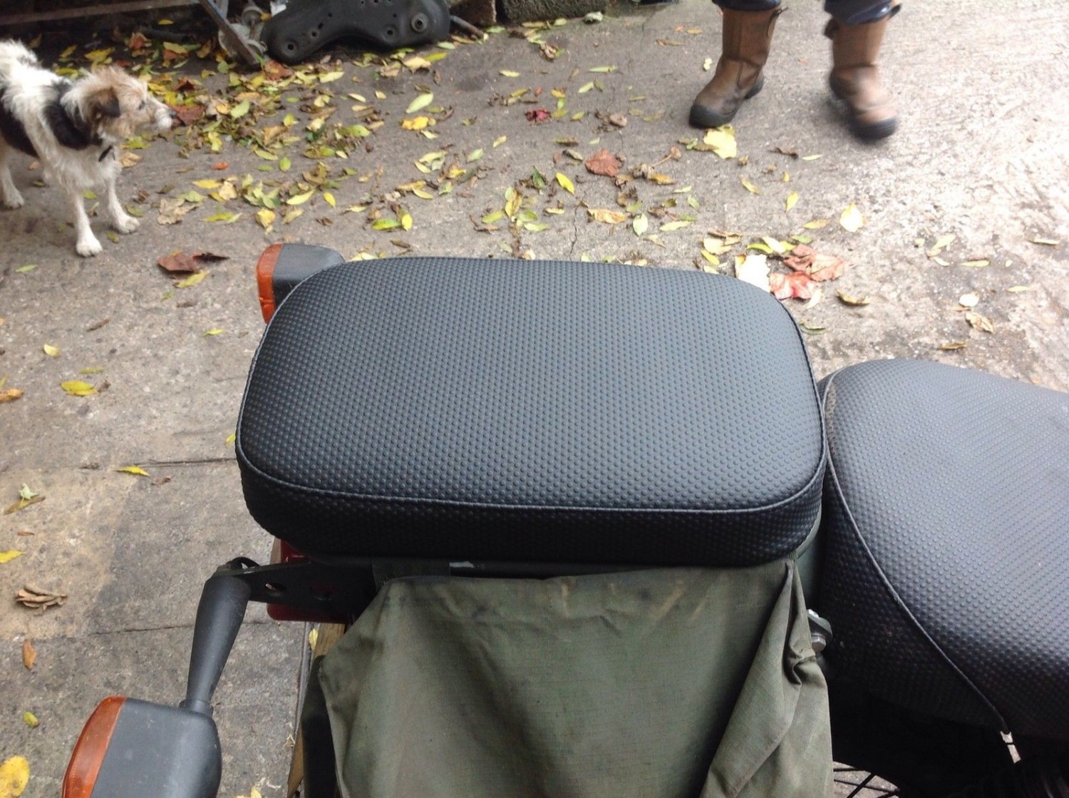 HARLEY DAVIDSON MT350 PILLION PASSENGER SEAT