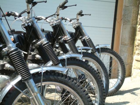 PRE 65 VINTAGE - Triumph Twins 400cc Trials - £8,995