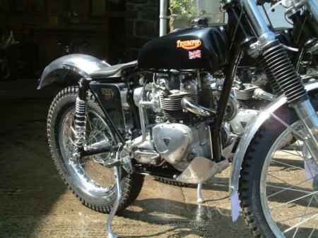 PRE 65 VINTAGE - Triumph Twins 400cc Trials - £8,995