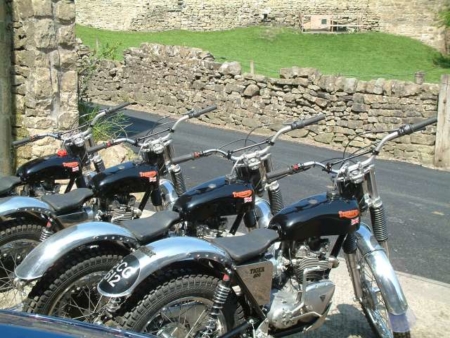 PRE 65 VINTAGE - Triumph Twins 400cc Trials - £8,995