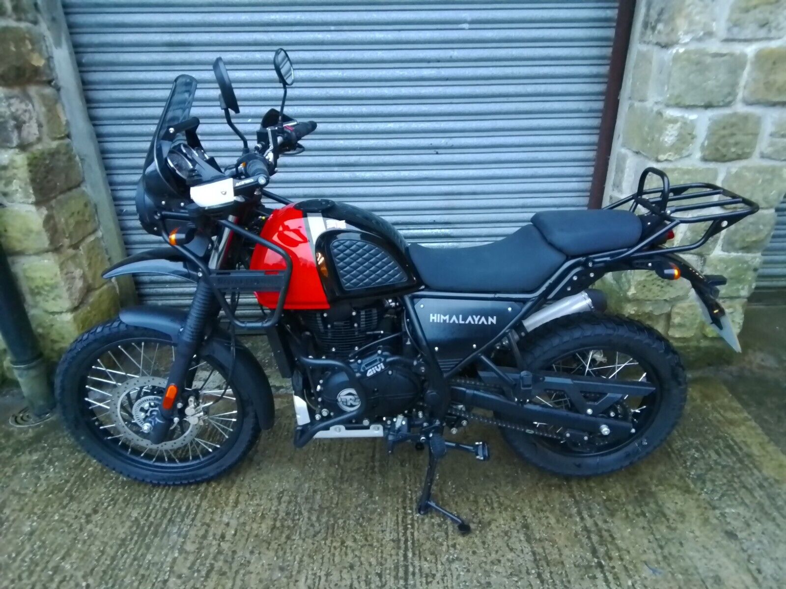 23 ROYAL ENFIELD HIMALAYAN E5 1,400 MILES ONE OWNER MANY EXTRAS TOTALLY ...